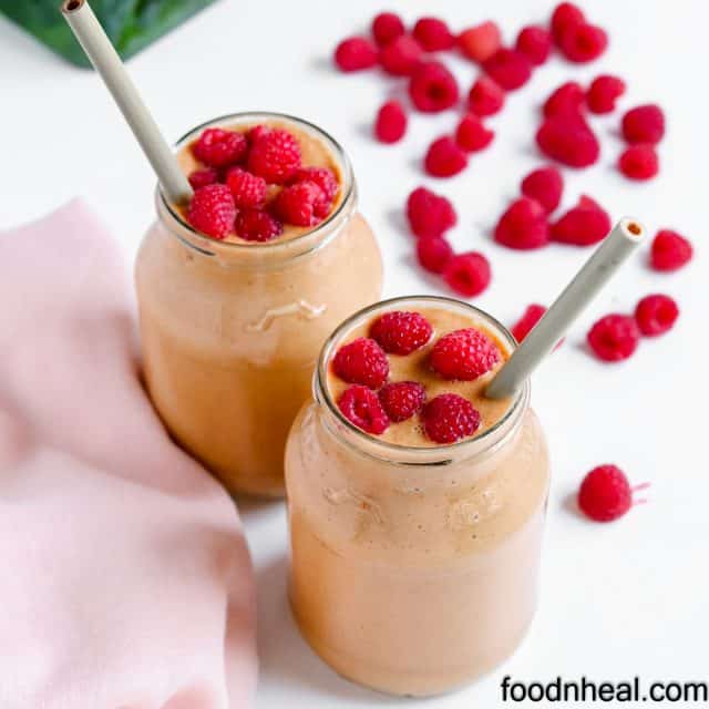 Super healthy raspberry smoothie with yogurt - FOODHEAL