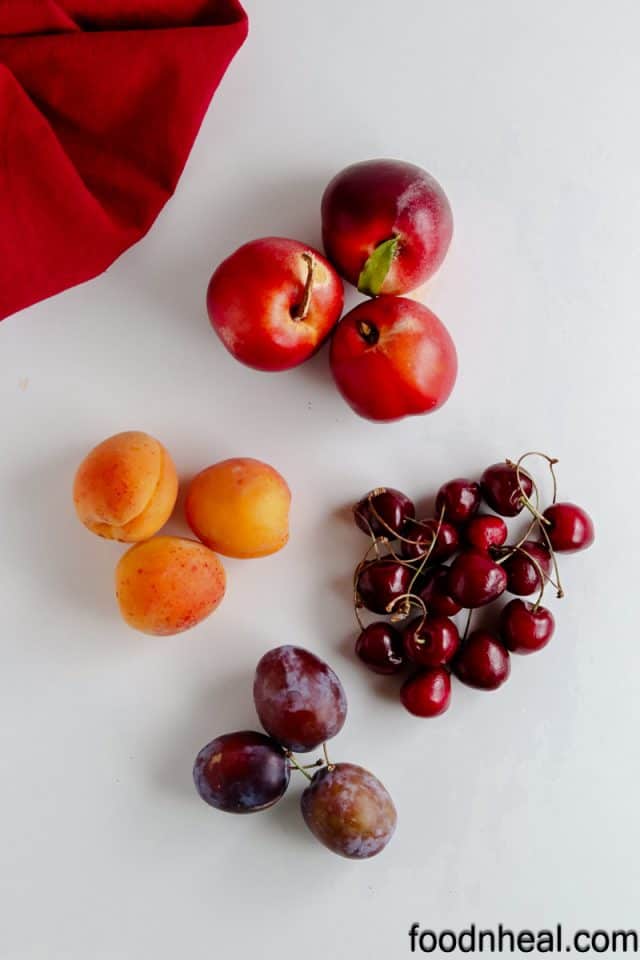 Discover how to make this delightful summer kompot - FOODHEAL