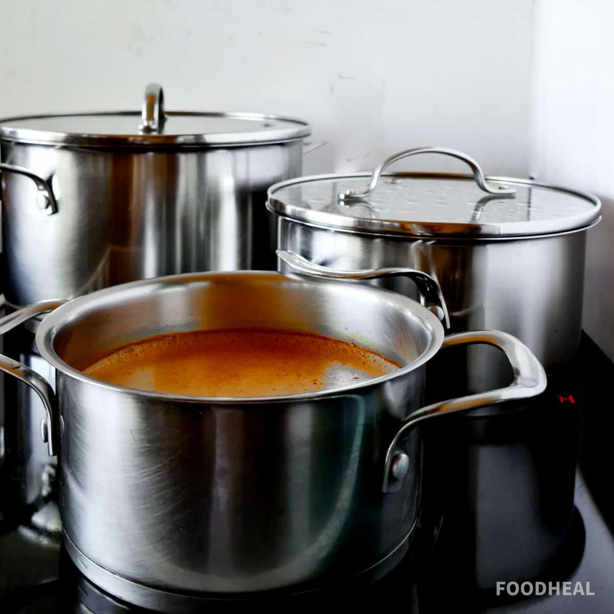 Dangers of regular cookware and best alternatives - FOODHEAL